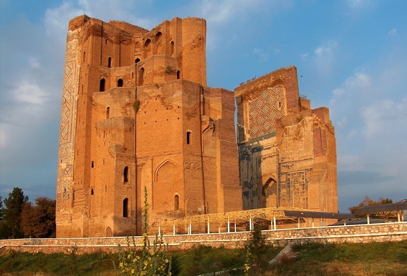 Tours over architectural monuments Shakhrisabz